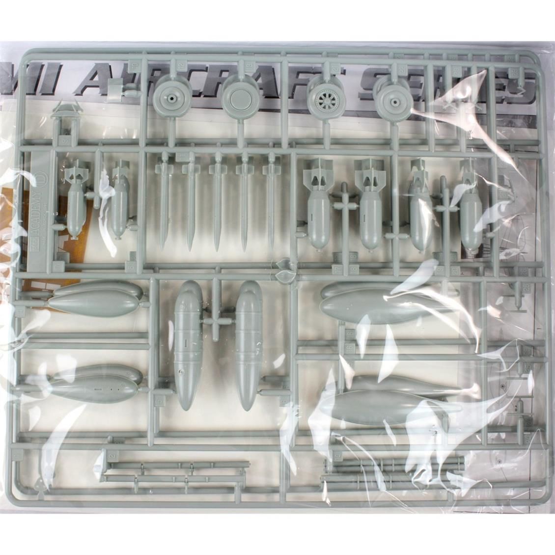 ACADEMY, Academy 12222 1/48 P-47D Gabreski Savaş Uçağı Demonte Plastik ...